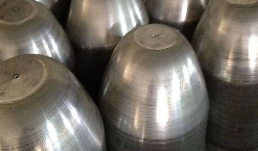 How to Roll the Edge of Metal Spinnings | Metal Spun China